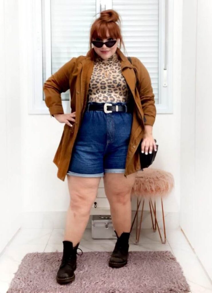 Look com coturno: veja o que combina e como usar com estilo